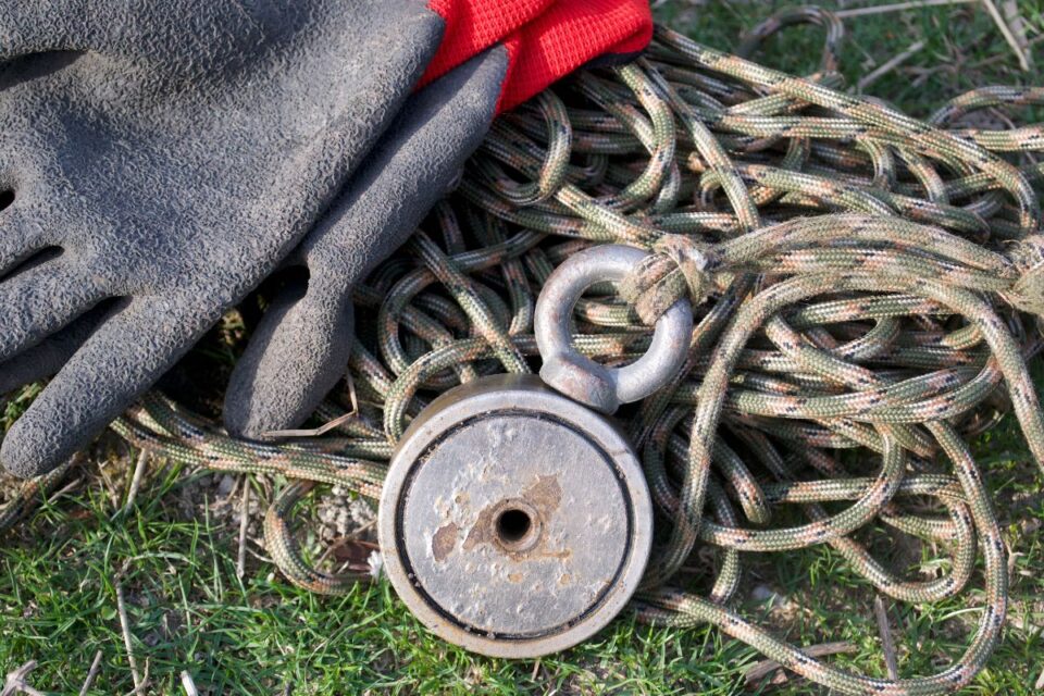 What are Fishing Magnets and How do they Work?